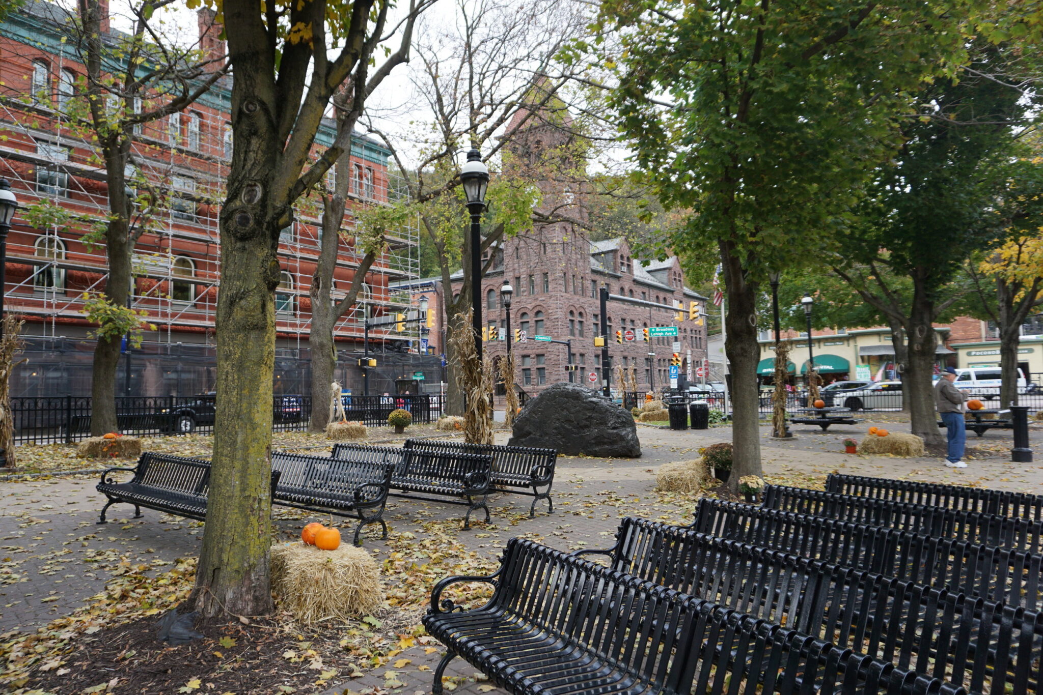 Fall Foliage and Halloween Spirit in the Poconos, Pennsylvania