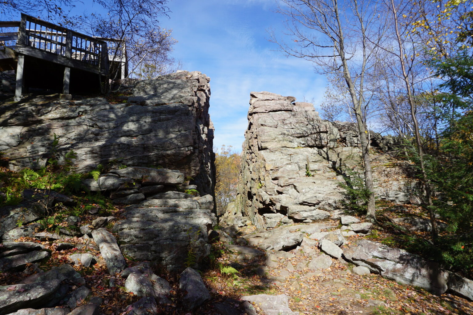 Fall Foliage and Halloween Spirit in the Poconos, Pennsylvania